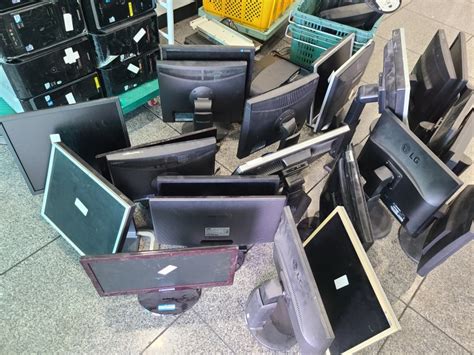 경북 경주시 0000 기업체 공장 폐컴퓨터 모니터 대량 출장 매입 고장난 컴퓨터 모니터 노트북 매입 폐컴퓨터 파손 컴퓨터 깨진 모니터 노트북 출장 무상 수거 및 매입