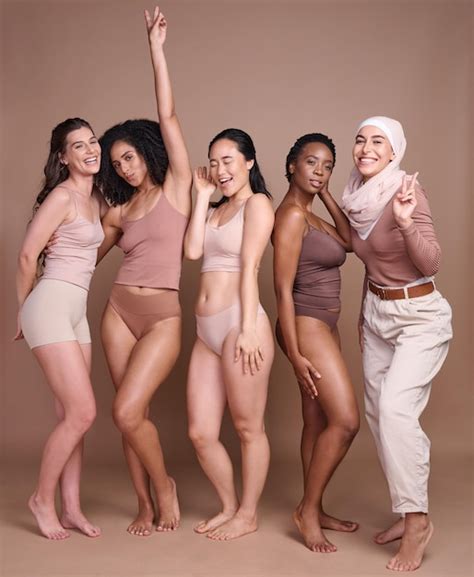 Premium Photo Beauty Natural And Diversity With Woman Friends
