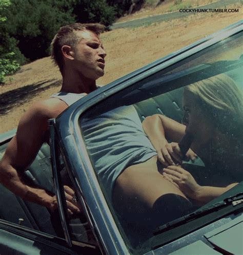 Seks Di Mobil Coba Saja Fantasi Nakal