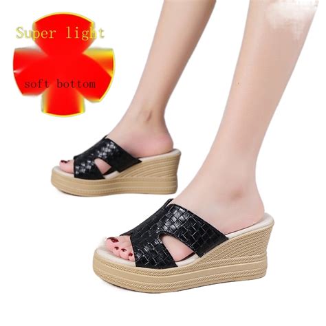 Mga Tsinelas Ng Mga Babae 2022 Bagong Sikat Na Tsinelas Ang Mga Kababaihan Ay Nagsusuot Ng