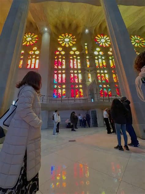 빛을 새긴 성당 Gaudís Dream Travel 여행 스페인 바로셀로나 사그라다파밀리아 가우디 Youtube