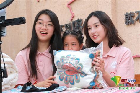 万里奔赴大美新疆聚焦纺织乡村振兴 江南大学新闻网