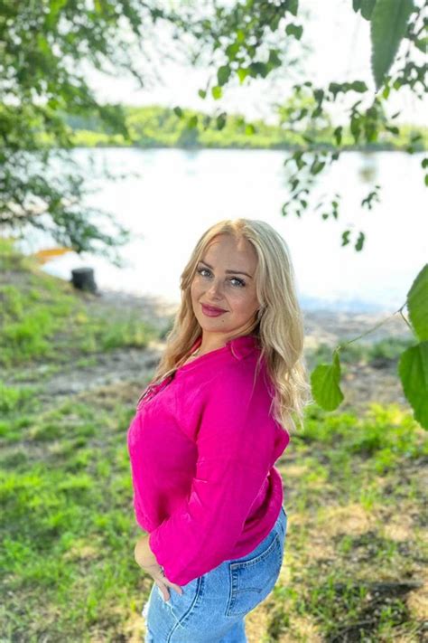 Wonderful Svitlana 48 Yo From Dnepr With Blonde Hair Id 288449