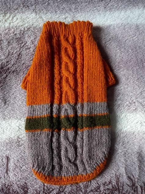 Вязаные свитера для собак и кошек тёплые комфортные свяжу назаказ по вашим меркам пишите