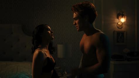 Nude Video Celebs Lili Reinhart Sexy Camila Mendes Sexy Riverdale S E