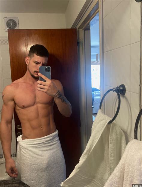 Salvador Martin Hot Body And Dick Photo 57 BabeFriendTV Com