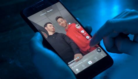 How To Use Green Screen Photo And Video On Tiktok At Linwood Morales Blog