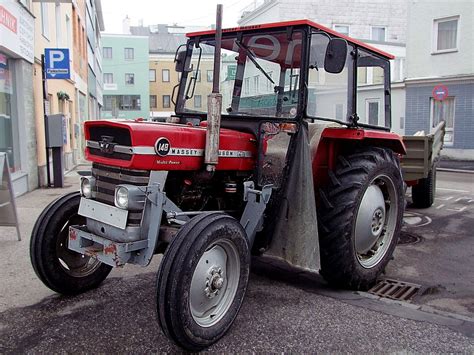 MF-148 Multi-Power hat sich ins Rieder Stadtgebiet verirrt;100312 ...