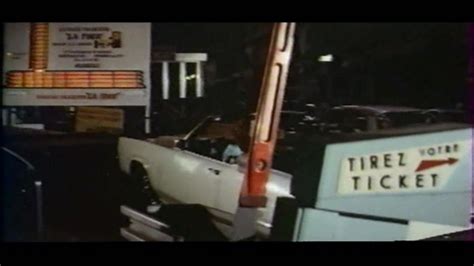 Дама в очках и с ружьём в автомобиле 1970 2015 ремейк Дани — взрослая и самостоятельная девушка