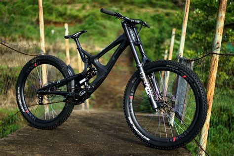 Intense M16c Utopiaarchs Bike Check Vital Mtb