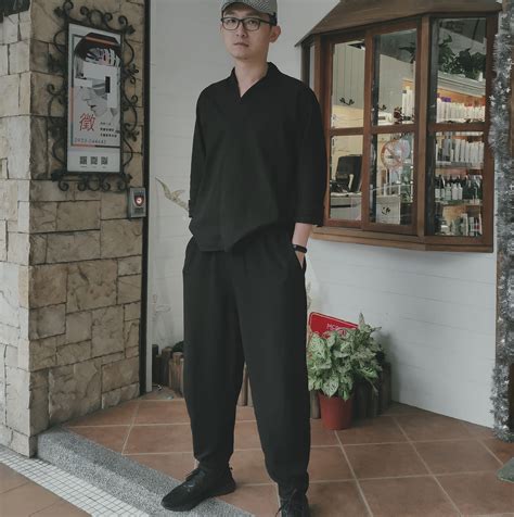 向chatgpt許願，秒變程式設計師 🚀 創建簡易網頁程式的秘密就在這裡！使用 Chatgpt，帶你一步一步學會如何打造自己的網頁應用