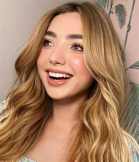 Peyton Roi List Instagram Photos Hawtcelebs