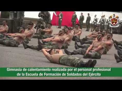 Gimnasia De Calentamiento Realizada Por Los Oficiales Y Clases De La