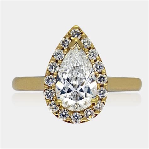 Hannah Pear Diamond Halo Engagement Ring Dds Diamonds