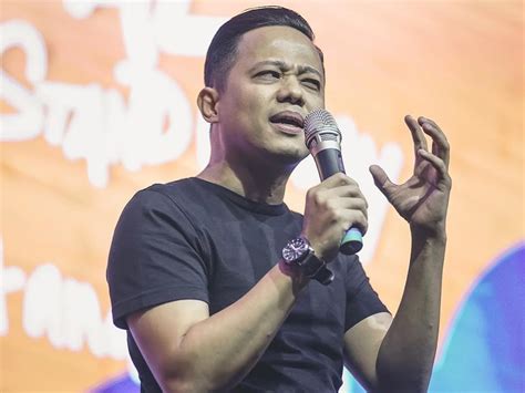 Lima Komedian Favorit Sammy Notaslimboy Tagar