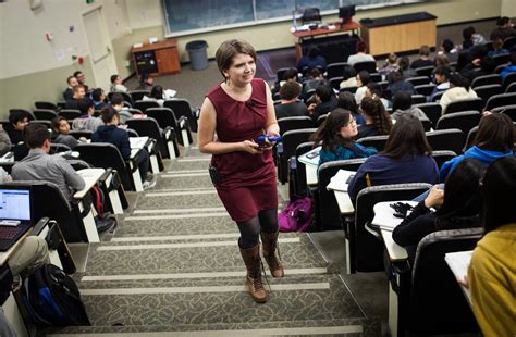 Opinion The Value Of College Lectures The New York Times
