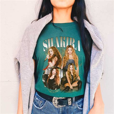 Shakira T Shirt Nowstalgia