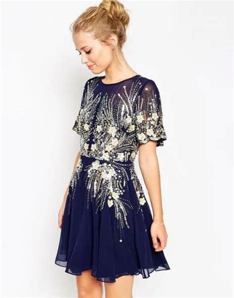 20 Stylish Skater Dress Outfit Ideas This Summer