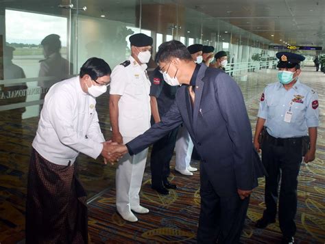 ပြည်ထောင်စုဝန်ကြီး ဗိုလ်ချုပ်ကြီးမြထွန်းဦး ၁၆ ကြိမ်မြောက် အာဆီယံကာကွယ်ရေးဝန်ကြီးများ အစည်းအဝေးန