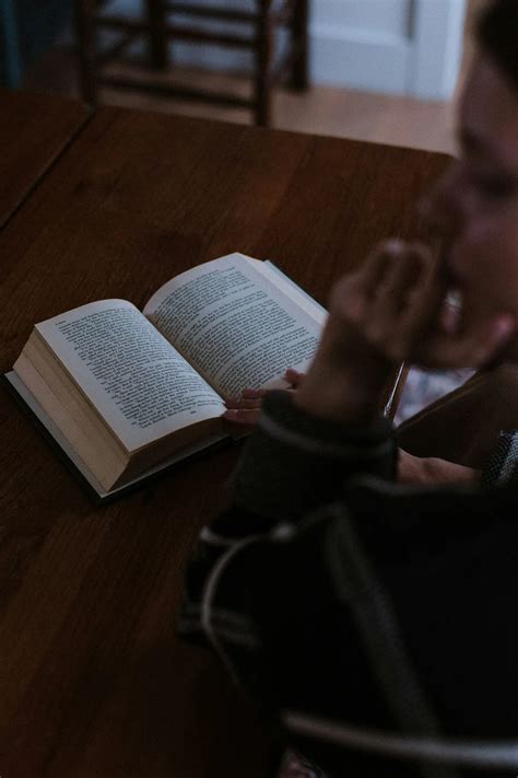 Fragmentation In Fiction Writing — Structure Narrative And Character Building By Mandira