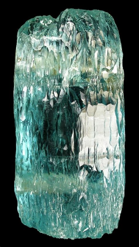 Aquamarine Beryl Rocks And Minerals Minerals And Gemstones Crystals