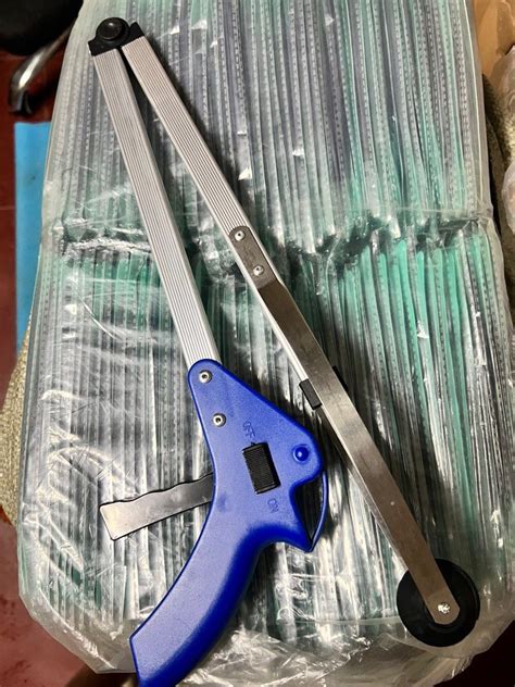 80cm Foldable Trash Picker Garbage Pick Up Stick Grabber Tv And Home Appliances Vacuum Cleaner