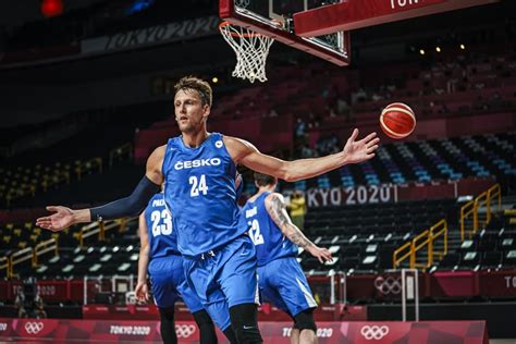 Qualif Eurobasket 2025 Le Tchèque Jan Vesely Déclare Forfait