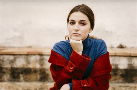 დეიდას უცნაური საქციელი ღირს თუ არა ასეთ ნათესავებთან ურთიერთობა რჩევები ვივიენისგან