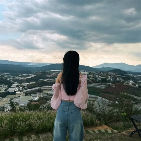 Y Amnhii Threads Say More