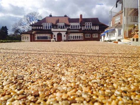 What Is The Difference Between Epoxy And Resin