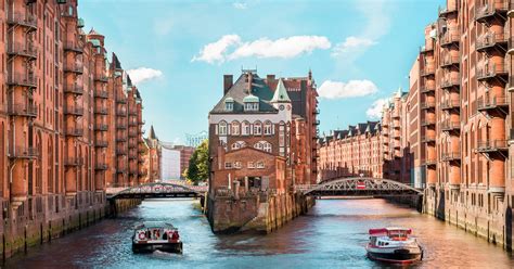 Hamburg: Speicherstadt and HafenCity Tour | GetYourGuide
