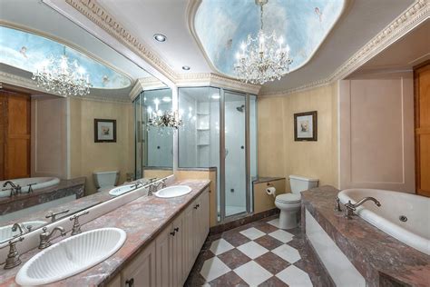 Lake Geneva Stone Manor Penthouse To Be Auctioned Photos Pricey Pads