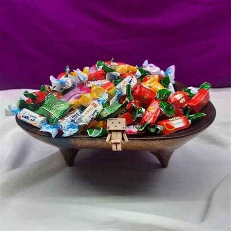 خرید و قیمت ظرف چوبی پایه دار مناسب شکلات شیرینی تنقلات و حتی میوه ترب