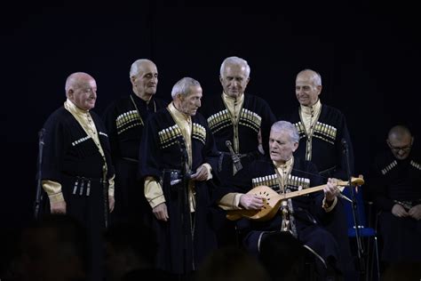 ფოლკლორის ცენტრი • ფოლკლორის ცენტრი • Folklore Centre