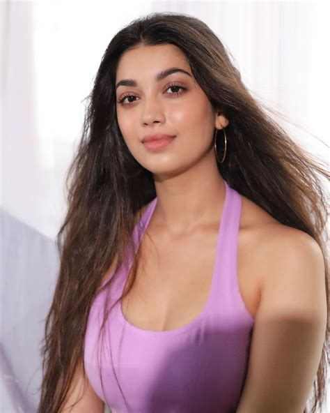 Digangana Suryavanshi చూపులతో చంపేస్తున్న దిగంగన సూర్యవంశి Namasthe Telangana