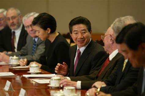 노무현사료관 윌리엄 페리 전 국방장관등 미국인사들을 접견하는 노무현 대통령 노무현사료관 윌리엄 페리 전 국방장관등 미국인사들을 접견하는 노무현 대통령