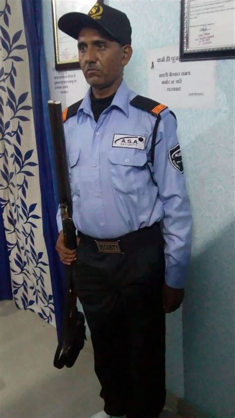 Gunman Security Services At ₹ 18000month In Noida Id 12917618962