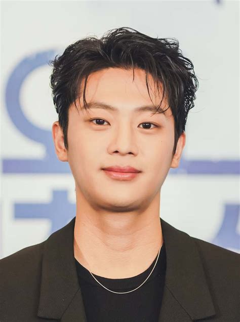 장항준 감독 실화의 감동 영화 리바운드 촬영 종료 스타연예 Kbs연예