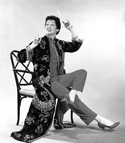 History Rosalind Russell Born In Waterbury Connecticut On June 4