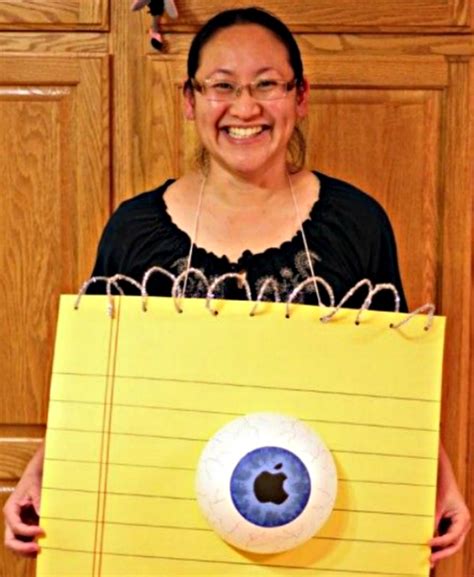 25 Best Diy Funny Pun Halloween Costume Ideas Yourtango