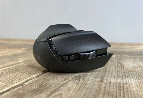 Basilisk V Pro