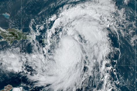 Tormenta Tropical Septiembre Nuevo Sistema Amenaza A Eeuu