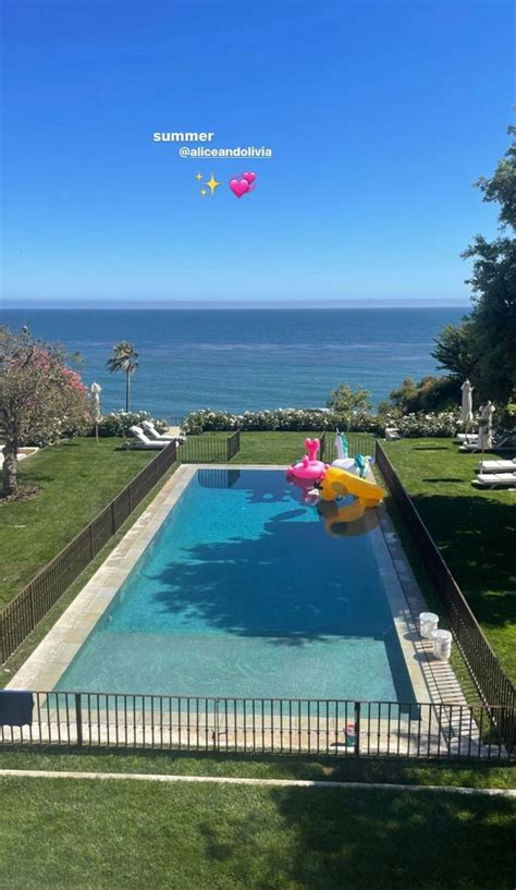 Oh To Be Kourtney Kardashian Pool Outdoor Decor Summer
