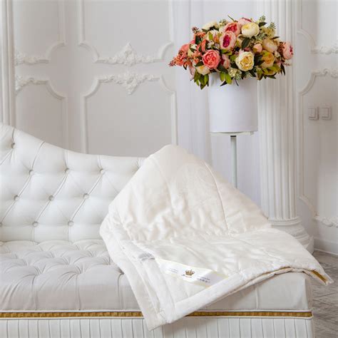 Шелковое одеяло с тенселем COMFORT 172/205 всесезонное KingSilk