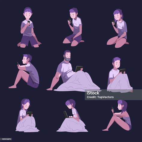 야간 컬렉션에서 디지털 가젯을 사용하는 사람들 온라인 비디오 게임을 하거나 소셜 네트워크 벡터 일러스트레이션에서 채팅하는 남성과 여성 침대에 대한 스톡 벡터 아트 및 기타