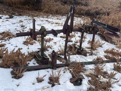 Marker Bar With Chisel Plows Apexx Auctions