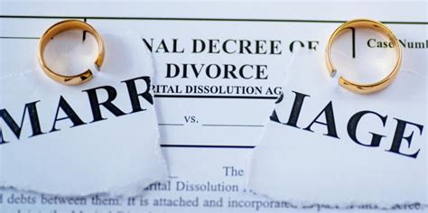 10 most helpful divorce books — recommended by actual divorced women