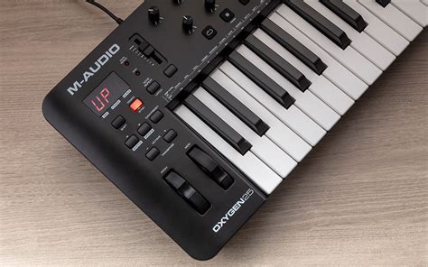 Keyboard Controller M Audio Oxygen 25 Mkv Hóa Quang