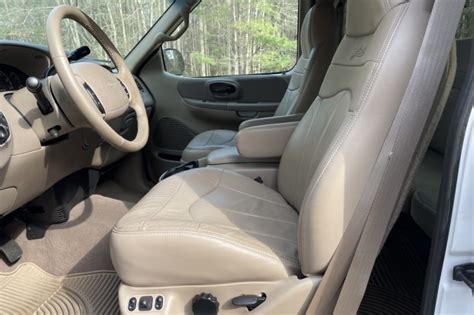No Reserve 9k Mile 2000 Ford F 150 Lariat 4x4 For Sale On Bat Auctions