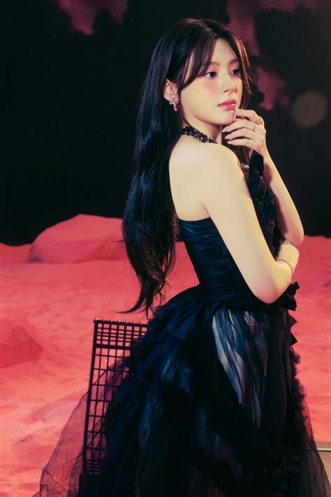 더쿠 팬들사이에서 취향 갈린다는 아이돌 컨셉